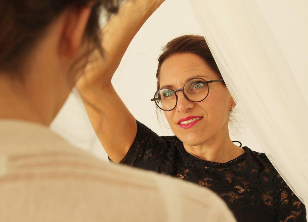 mobiler Brautservice, Hochzeitsmake up Hochzeitsfrisuren zu Hause